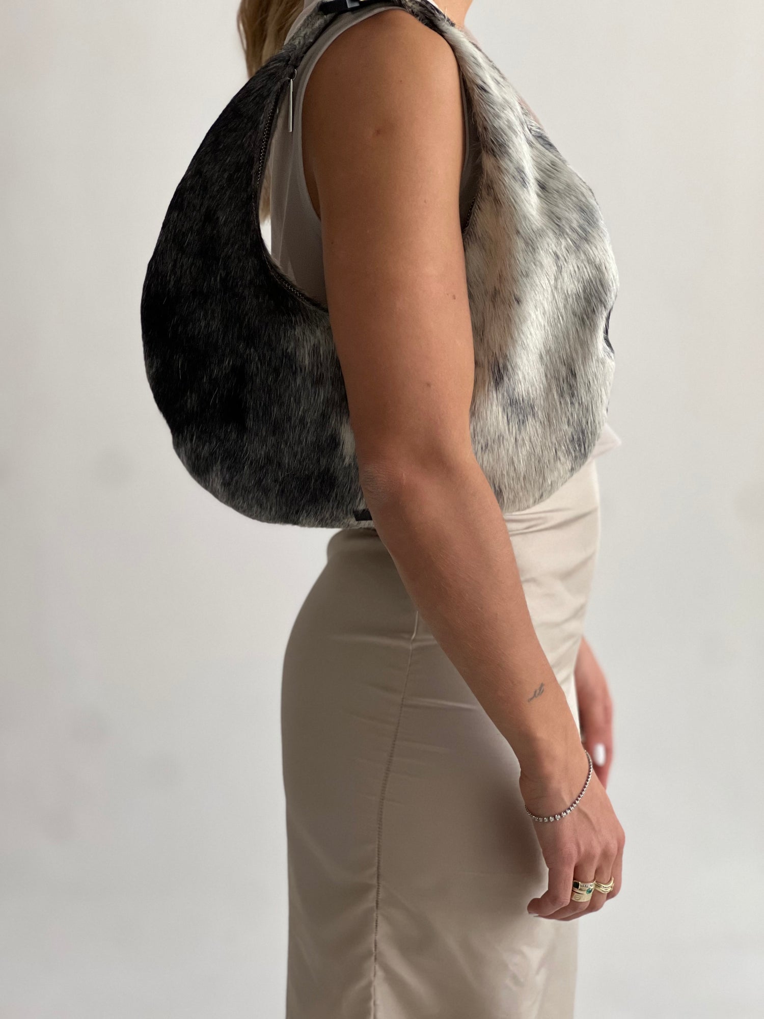 STALLION COW SKIN BAG